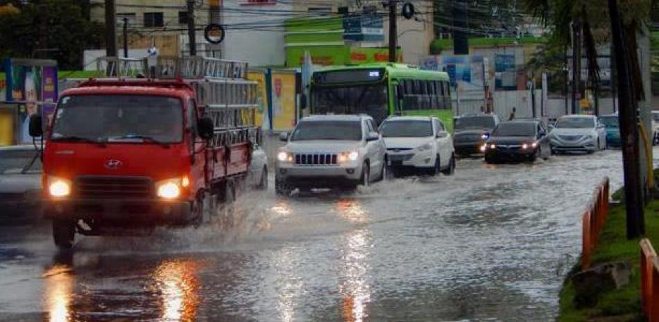 Vaguada continuará generando aguaceros este sábado en diversas provincias del país