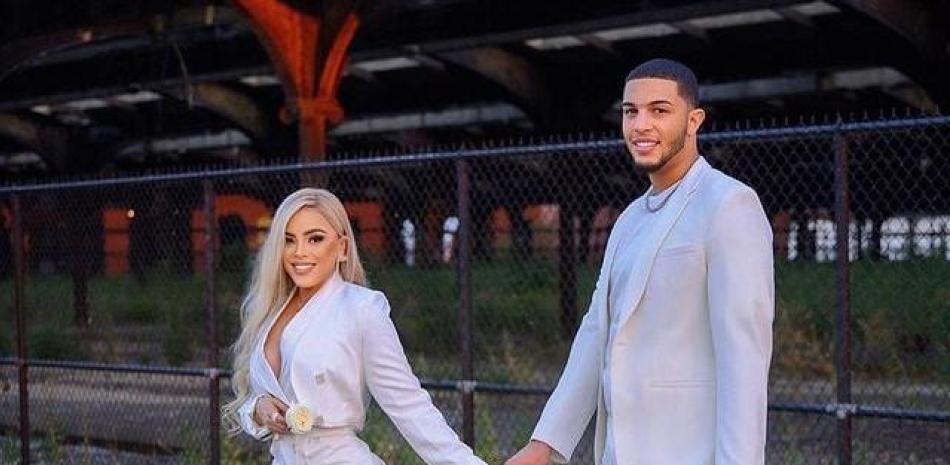 Esposo de Jenn Quezada le pide perdón: “Amo a Jenn prometo dejar de ...