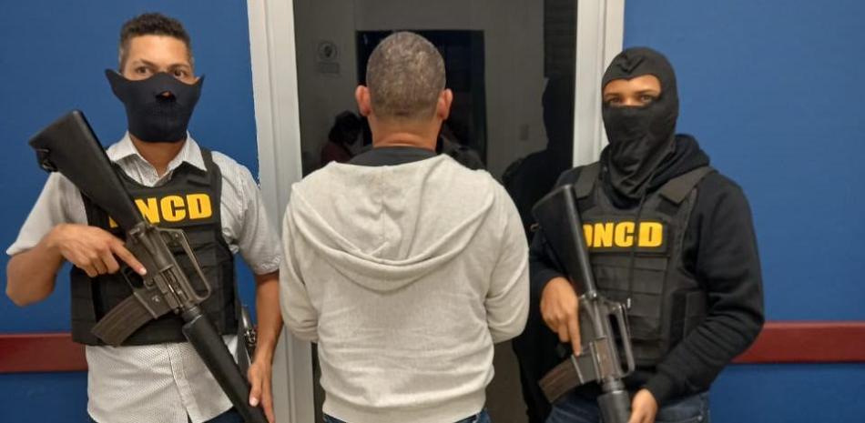 Se Entrega A Las Autoridades Hombre Vinculado Al Decomiso De 243