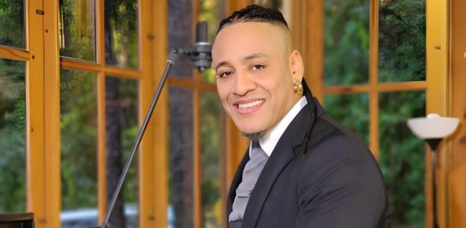 Krisspy: dos décadas apegado a la música típica, presenta “Ella me ama”
