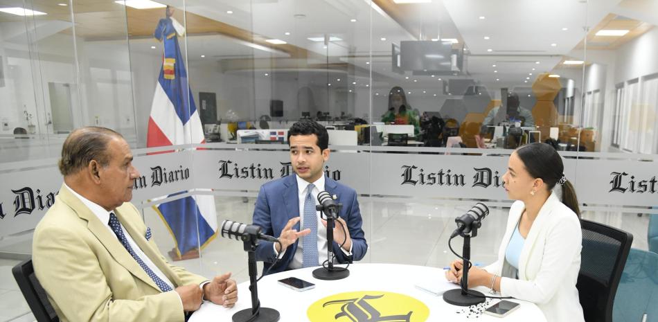 Omar asegura jóvenes del país requieren más oportunidades
