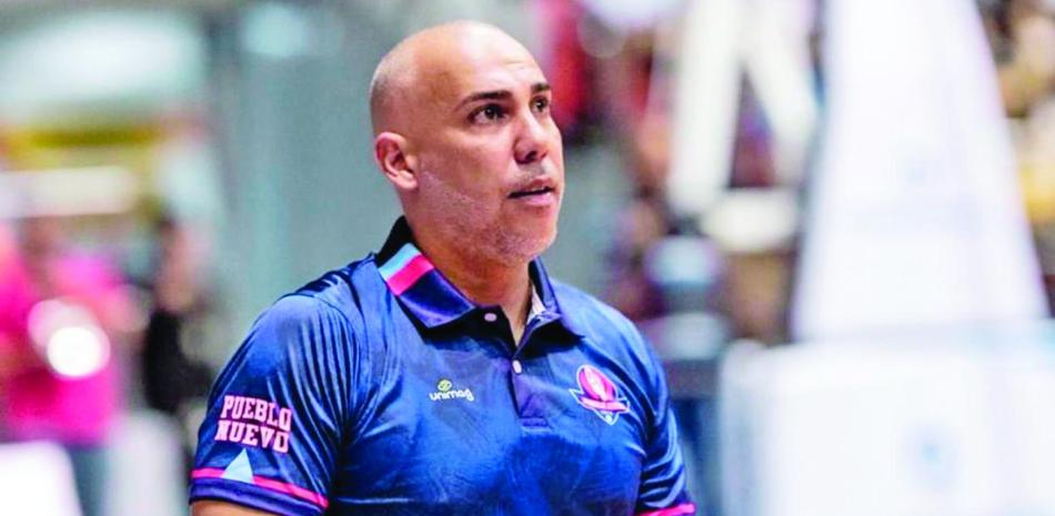 Soles anuncian a Víctor Peña como su dirigente para la próxima temporada