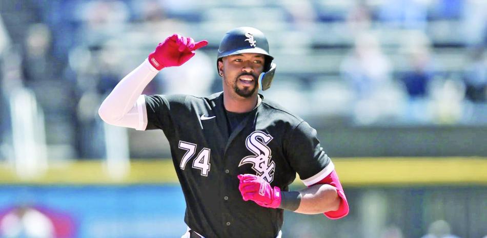 Eloy Jiménez es traspasado a los Orioles de Baltimore