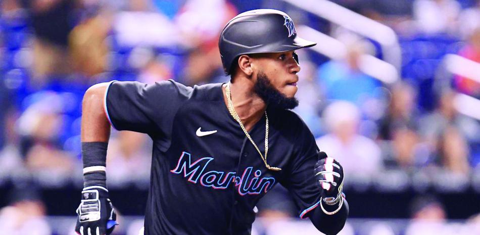 Bryan De la Cruz contribuye con jonrón en la victoria de los Marlins