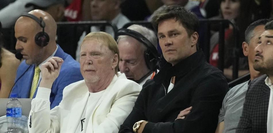 Magic, Wade y Brady, entre propietarios de franquicias WNBA