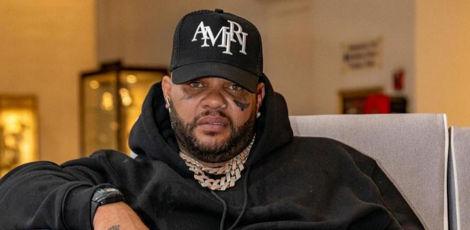 Encuentran al rapero cubano El Taiger dentro de su vehículo con herida ...