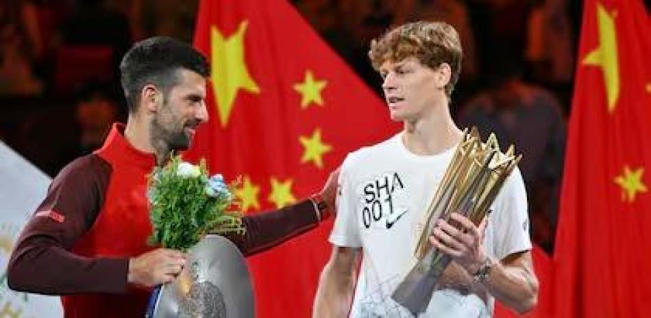 Jannik Sinner supera a Novak Djokovic y se corona en el Masters de Shanghai