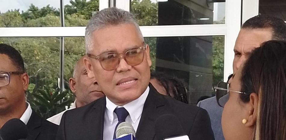 Carlos Peña pide en la PGR que se incluya a Carlos Pimentel en el caso ...