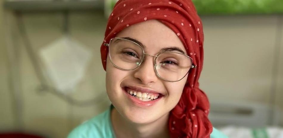 Muere a los 16 años la influencer Paula Cisneros, tras luchar contra el ...