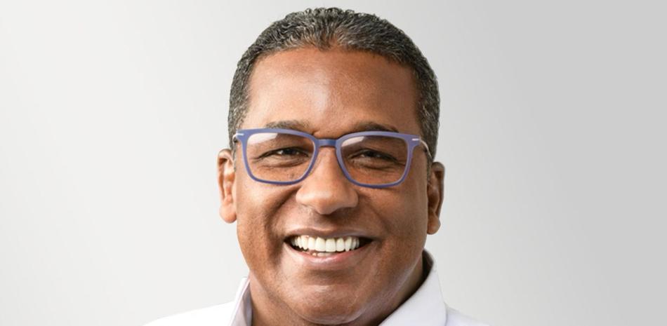 Presidente Abinader designa a Agustín Burgos director del Idopril