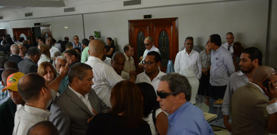 Dan el último adiós a Ramón Almánzar