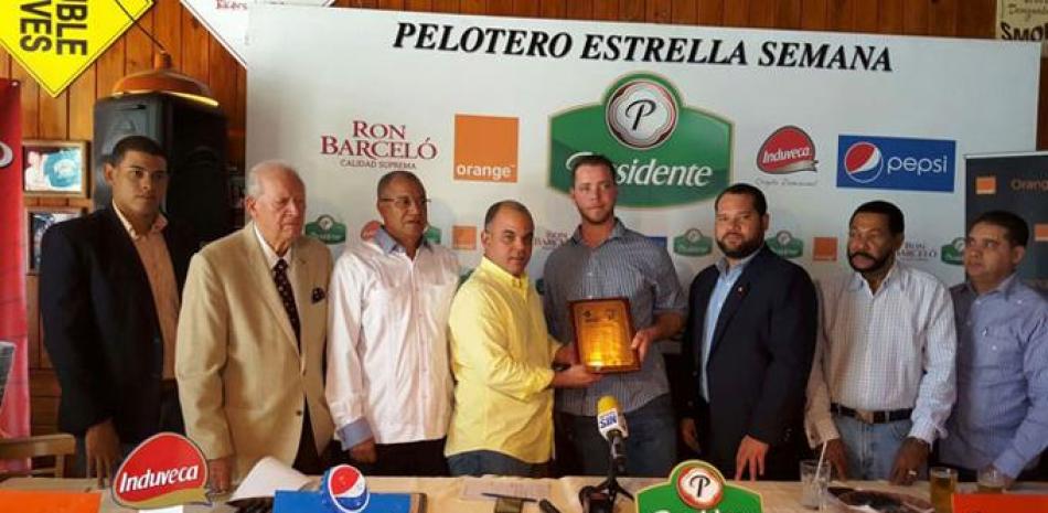 Ciriaco y Héctor Noesí, electos Pelotero Estrella