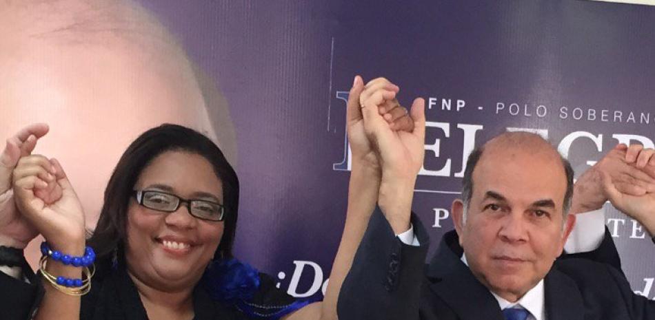 Pelegrín Castillo anuncia a Daisy Sepúlveda como compañera de boleta