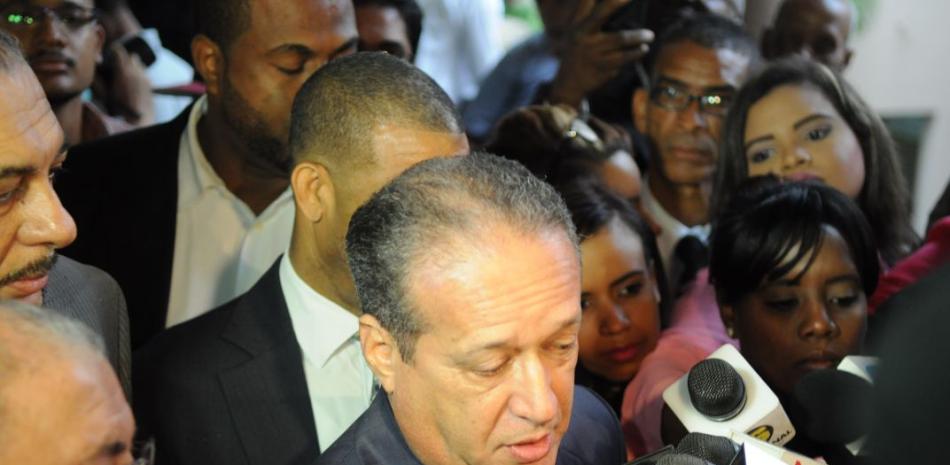 Reinaldo dice el Senado conocerá mañana solicitud retiro de inmunidad a ...