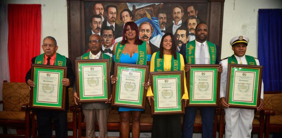 SPM inmortaliza mejores deportistas en clase 2017