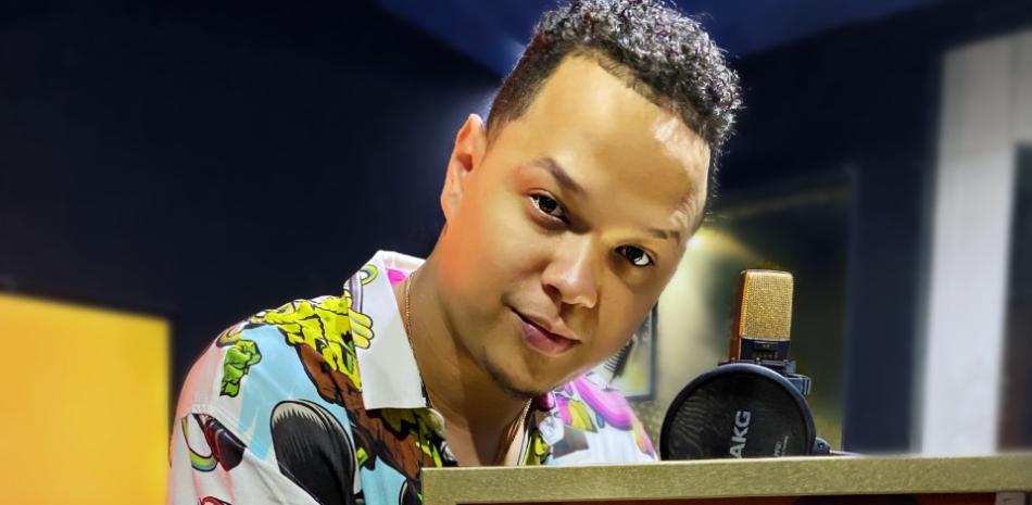 Productor musical "Breyco En Producidera" logra disco de oro