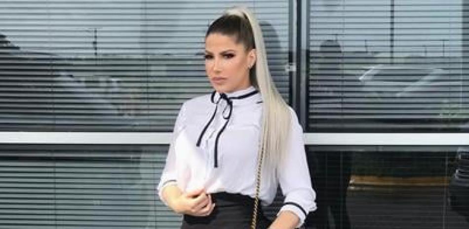 Asaltan a fotógrafo de Alexandra MVP durante sesión fotográfica con la ...