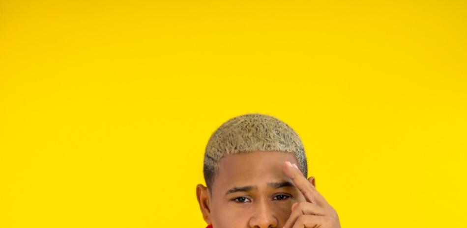 El Jeffrey lanza “Que pena" y prepara producción discográfica
