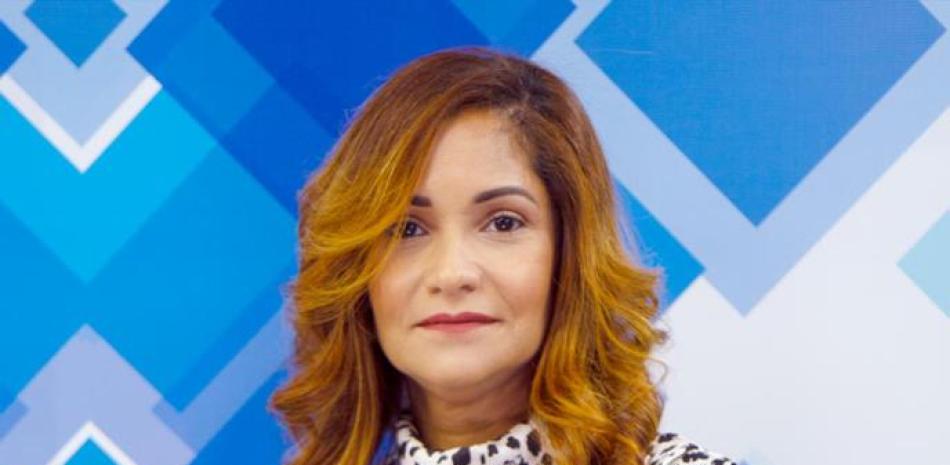 "Rosa Olga Medrano es reelegida como presidenta de Adora"| Listín Diario