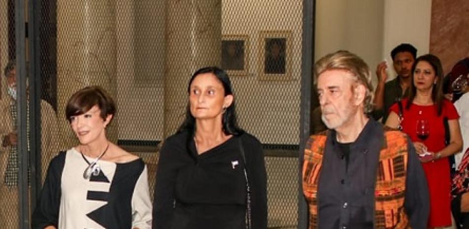 La artista Judith Cisneros expone la muestra "Obras de Luz"