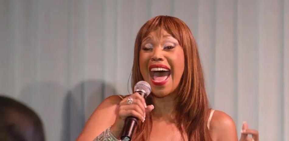 Muere Anita Pointer, una de cuatro hermanas cantantes del grupo The ...
