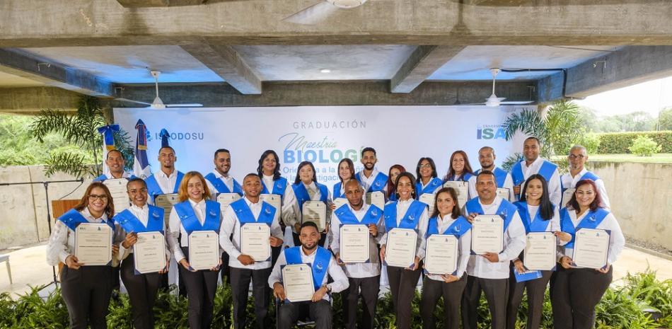 Isfodosu y Universidad ISA gradúan magísteres en Biología orientada a ...