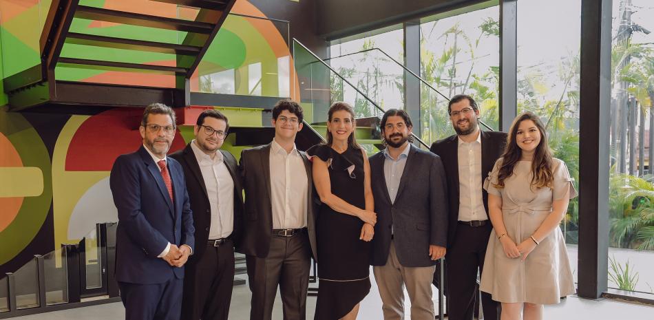 Vanta festeja 25 años de exitosa trayectoria