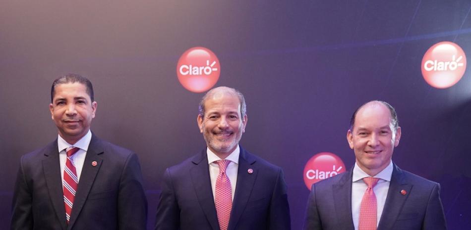 Claro Revoluciona el internet en fibra óptica del país