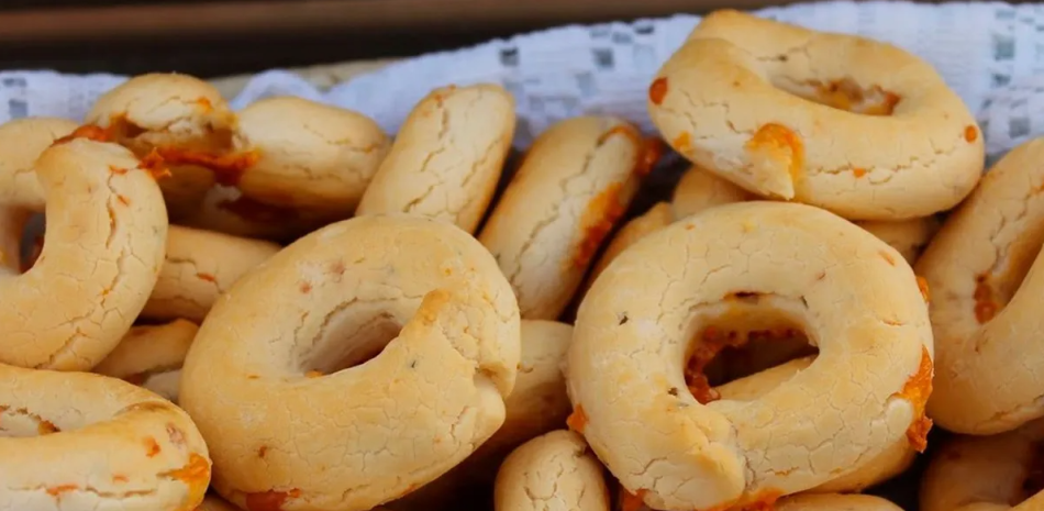 La "Chipa", un pan tradicional que acompaña la Semana Santa en Paraguay