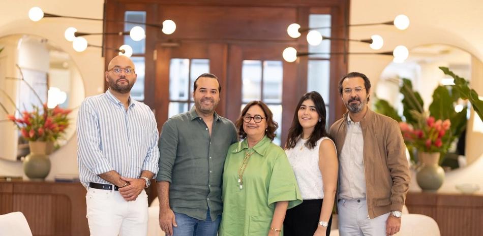 Charo presenta nueva colección para recibir la primavera