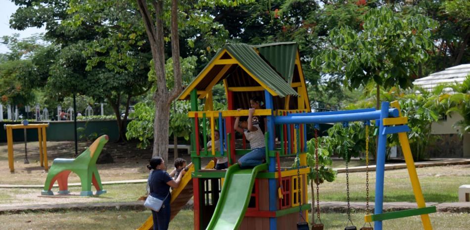 Parque Mirador Sur: Una naturaleza floreciente bajo un clima de seguridad