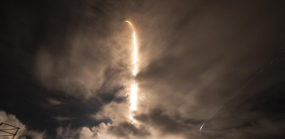 Misión de SpaceX partirá al rescate de astronautas atrapados en la ISS