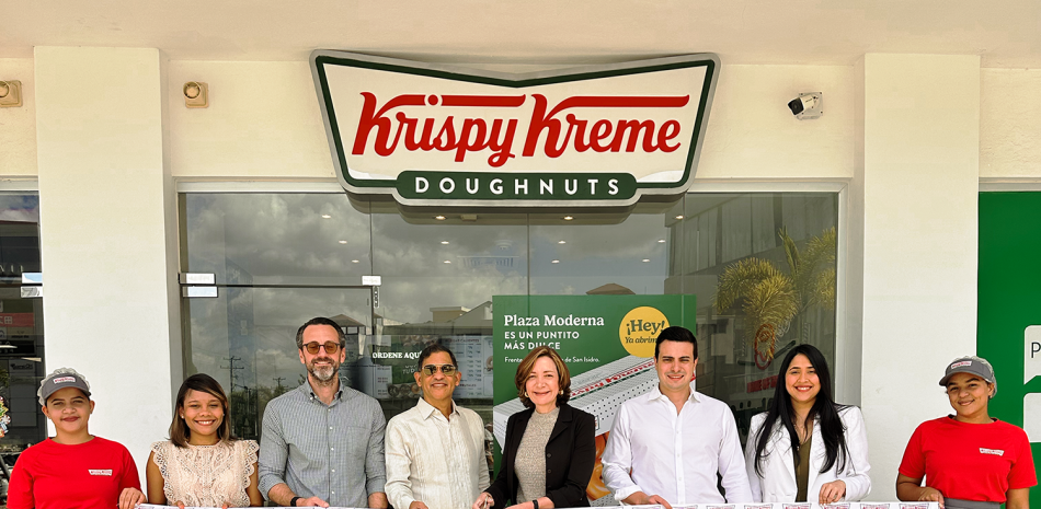 Krispy Kreme abre tienda en Plaza Moderna, Santo Domingo Este