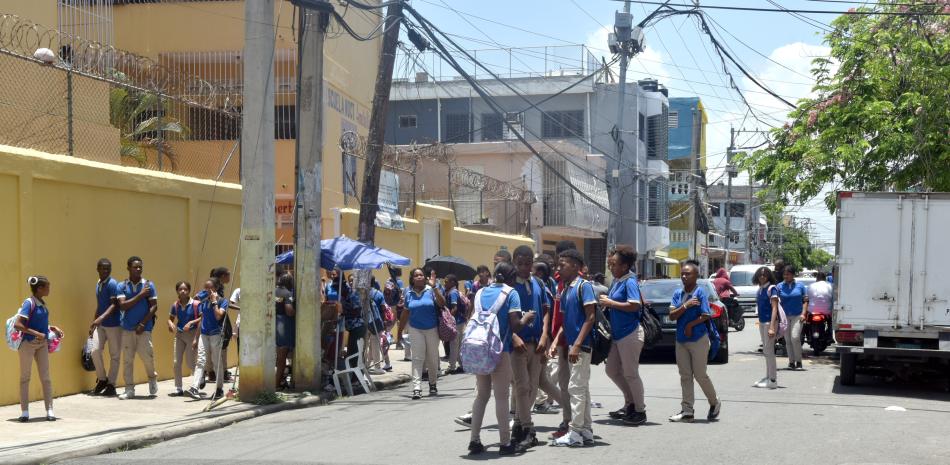 Hoy los estudiantes vuelven a las aulas luego de navidades