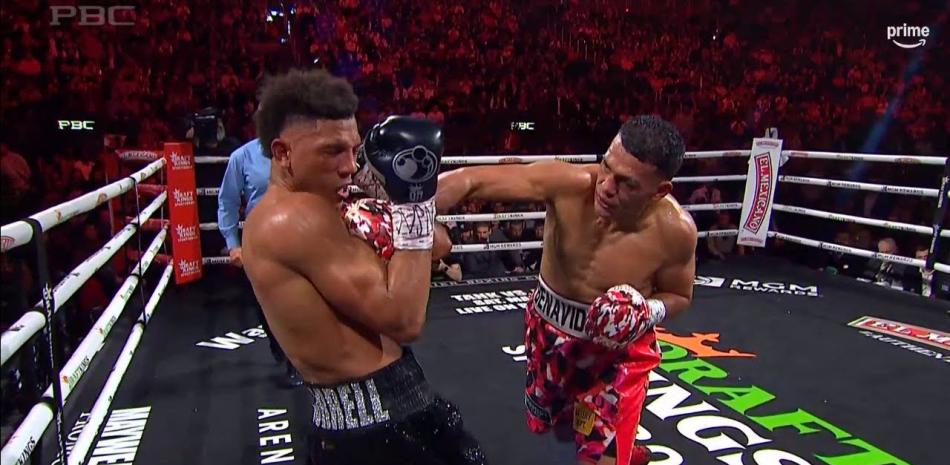 David Benavídez supera a Morrell por decisión unánime y retiene sus ...