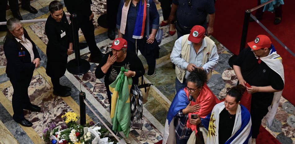 Sigue por segundo día el funeral de Pepe Mujica, a la espera de la ...