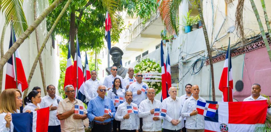 Efemérides Patria rinde homenaje al teniente Amado García Guerrero