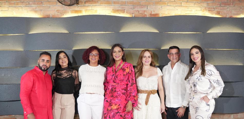 Hony Estrella, Bray Vargas, Brenda Sánchez y Lady Álvarez ...