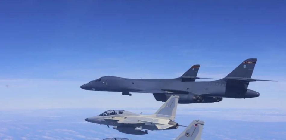 Al menos cinco aviones de combate F-35 de EE.UU. arriban a la base de Ceiba en Puerto Rico