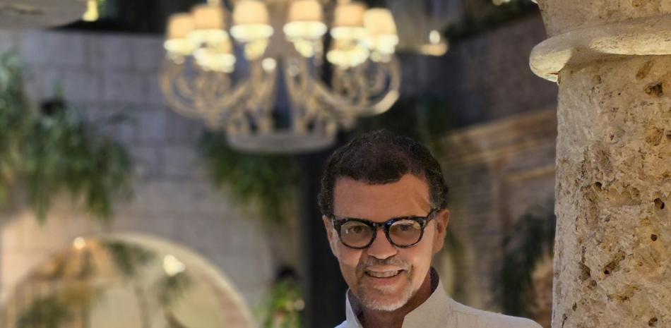 Sócrates McKinney, reconocido como Embajador de Destino en los EPICA ...