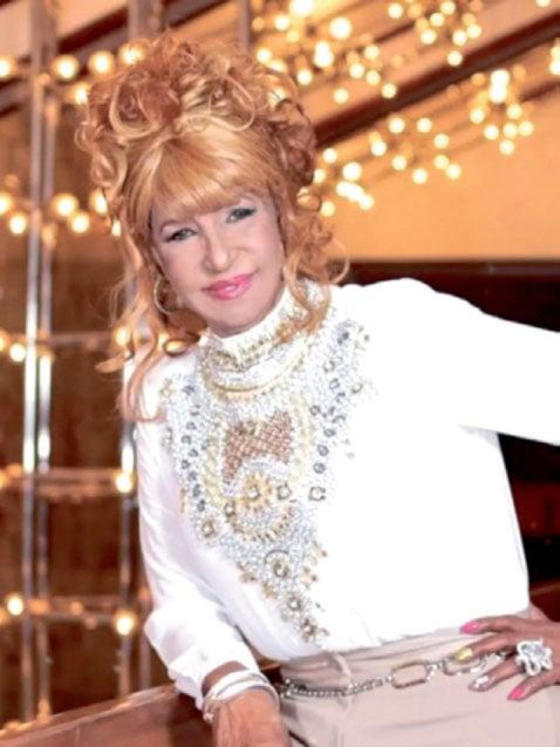 Fefita La Grande: A sus 82 años la de música típica no descarta enamorarse