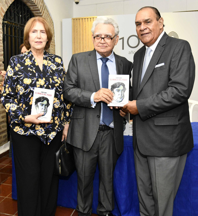 Leonte Brea pone en circulación su obra “El Manejo del Poder”