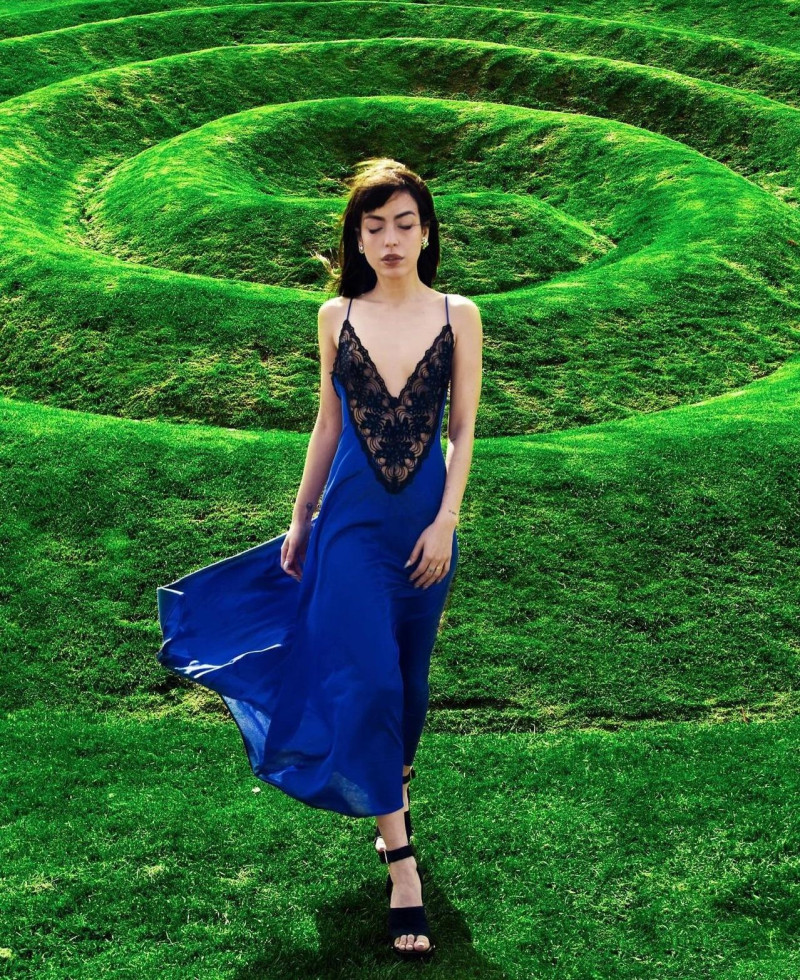 Paula Machado, la estilista que "entra empujada" al círculo de ...