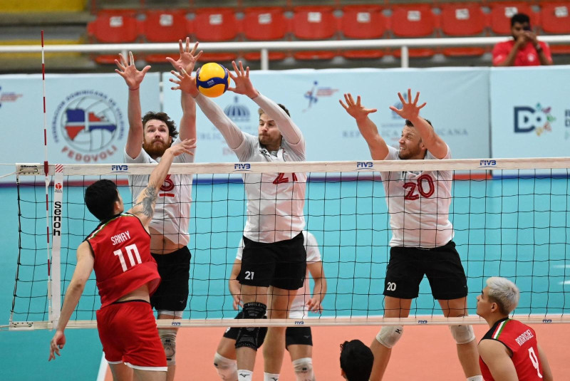 Canadá derrota 3-0 a México y clasifica en la Copa Panam de Voleibol