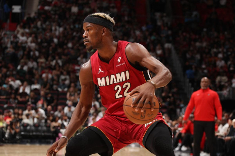 Los Miami Heat suspenden indefinidamente a Jimmy Butler