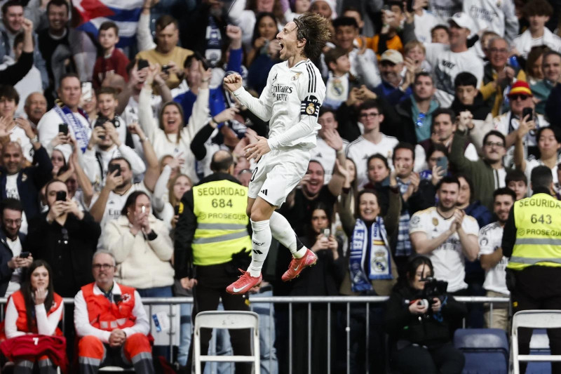 Luka Modric tiene como objetivos renovar hasta 2026 y despedirse en el ...