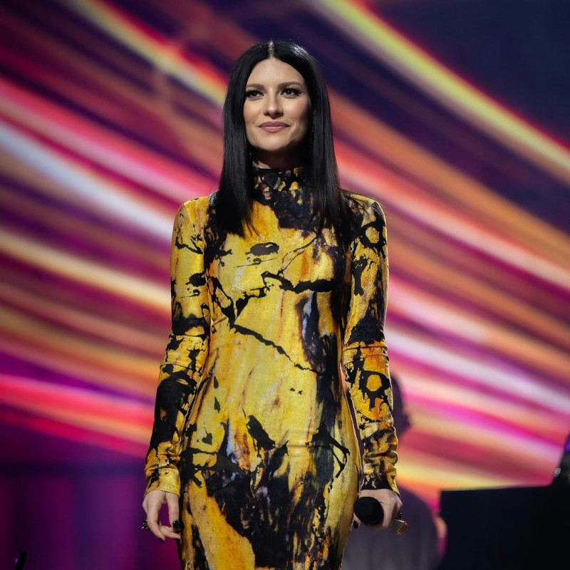 Laura Pausini graba canción de Bad Bunny: "Me enamoré al instante ...