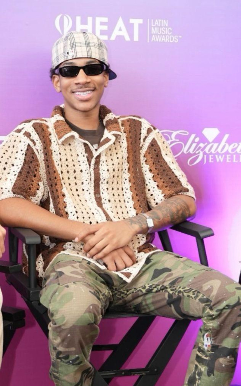 El colombiano DFZM no se arrepiente de "+57": "El tema se fue mundial y ...