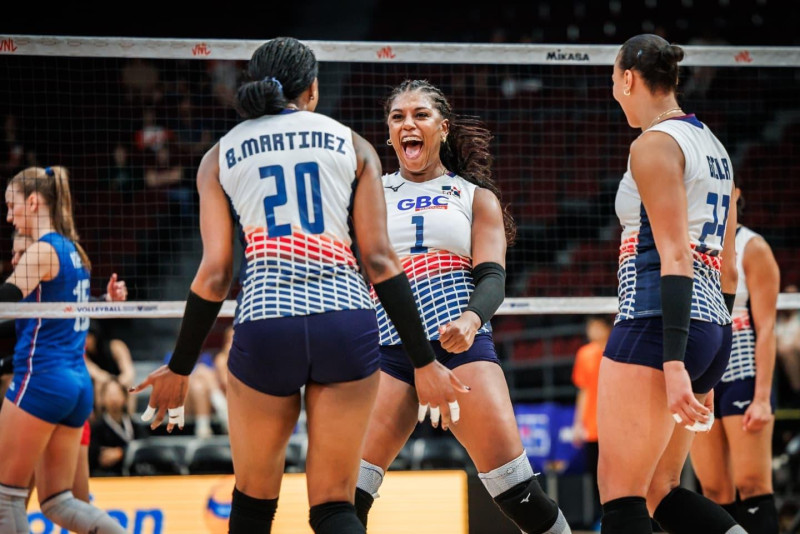 Cándida Arias: la resiliencia en uniforme de voleibolista