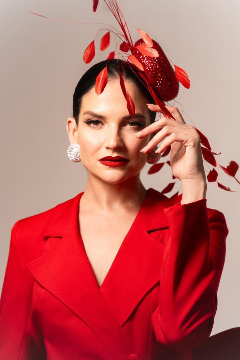 Natalia Jiménez agota boletas en Santo Domingo